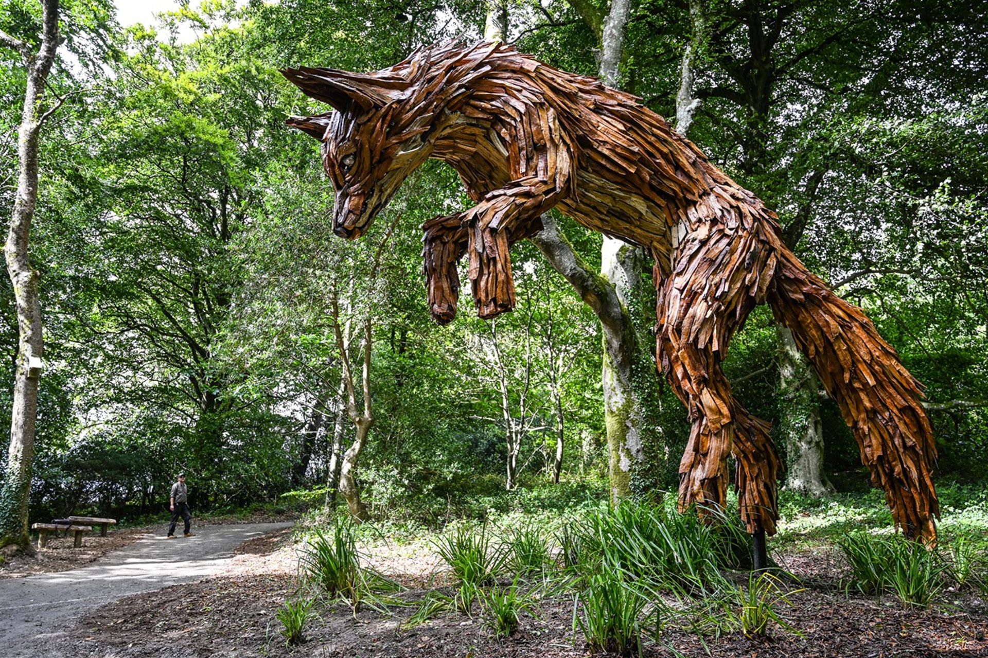 Leaping fox sculpture lands at Heligan
